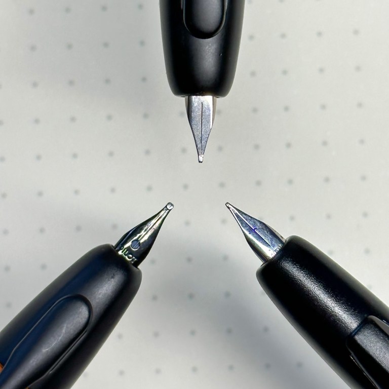Over the Moon – Majohn Fountain Pen Review – The Poor Penman